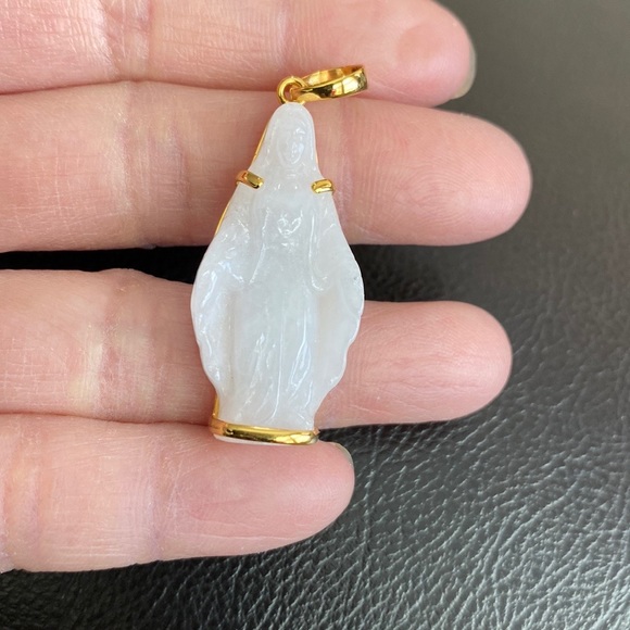 Element Shine | Jewelry | 4k Solid Real Gold The Blessed Virgin Mary ...